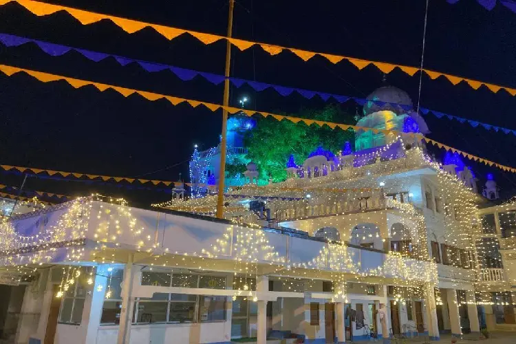 ধুবুৰী গুৰুদ্বাৰাৰ চমু ইতিহাস